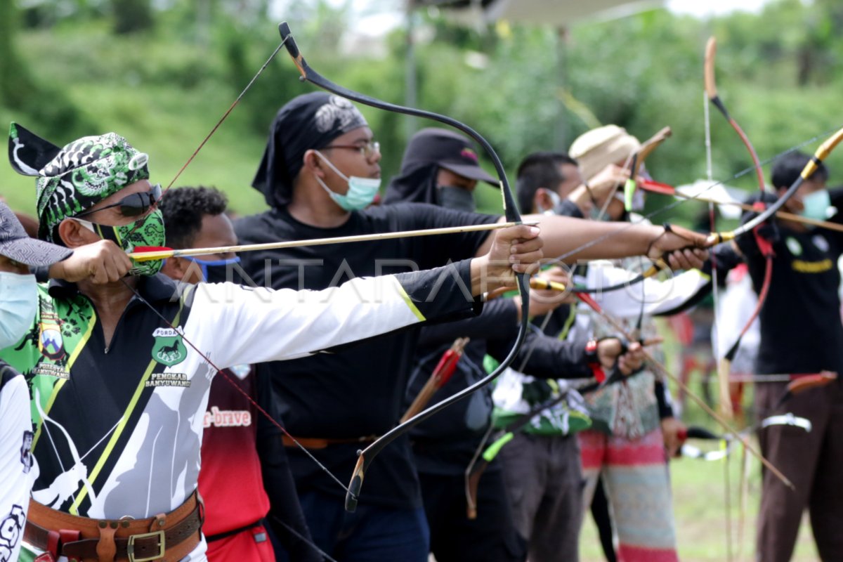 LATIHAN OLAHRAGA PANAHAN TRADISIONAL | ANTARA Foto