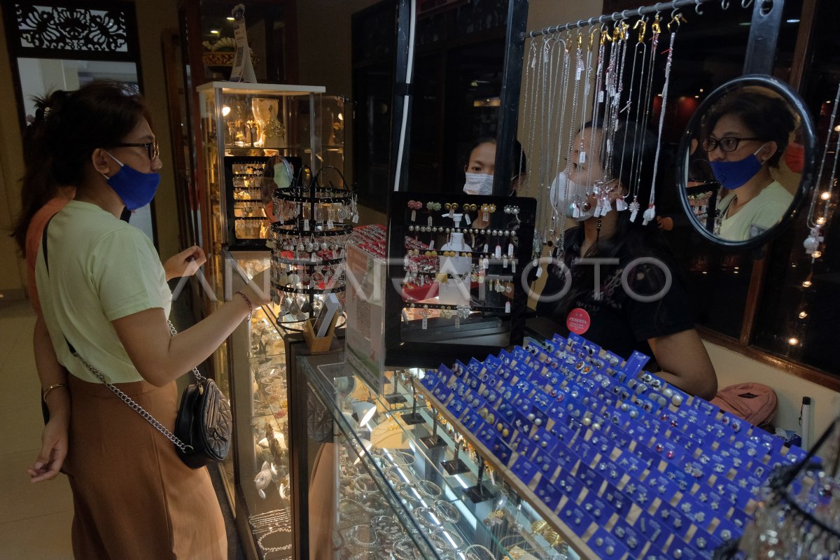 PAMERAN IKM BALI BANGKIT 2021 | ANTARA Foto