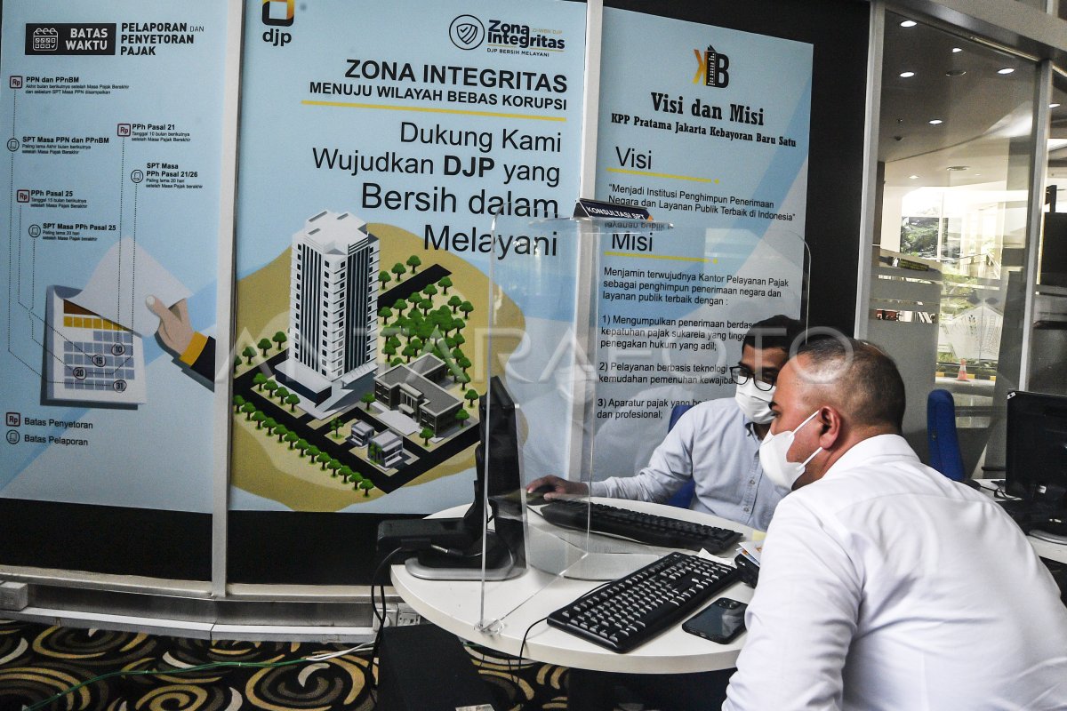 PELAPORAN SPT PAJAK TAHUNAN 2020 | ANTARA Foto