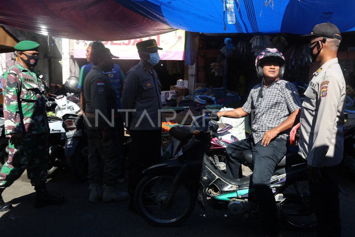 RAZIA PROKES DI PASAR TRADISIONAL BANDA ACEH | ANTARA Foto
