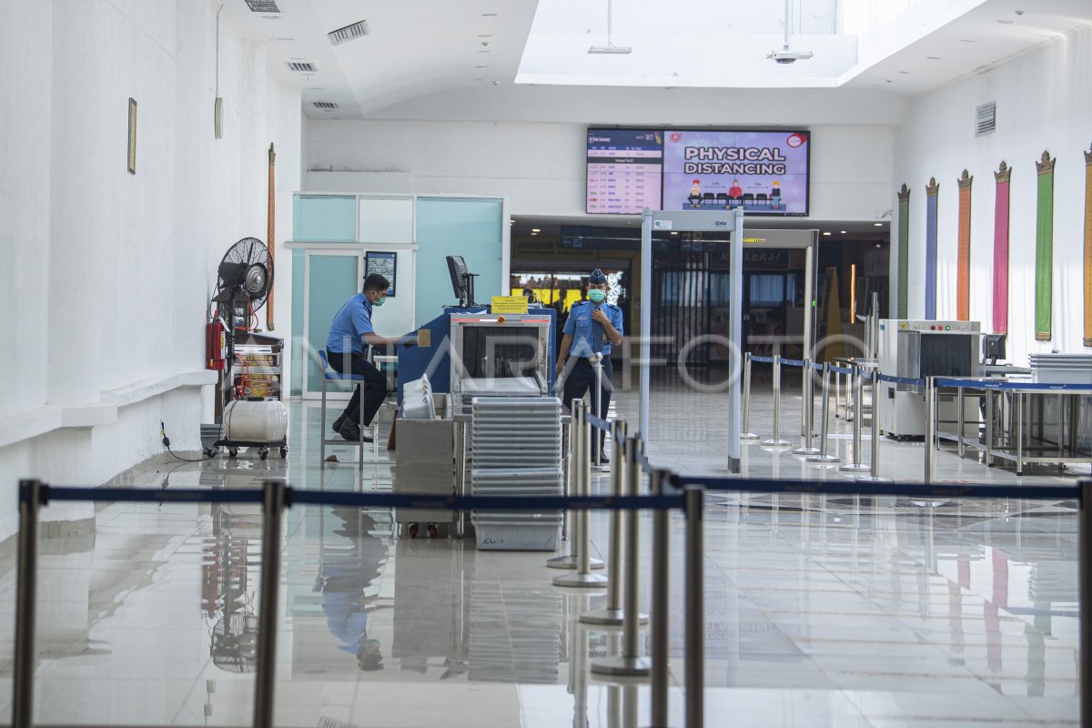 BANDARA SMB II PALEMBANG SEPI PENUMPANG | ANTARA Foto