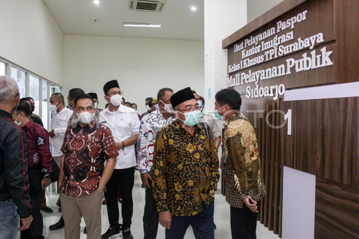 KUNJUNGAN DPR RI DI MAL PELAYANAN PUBLIK | ANTARA Foto