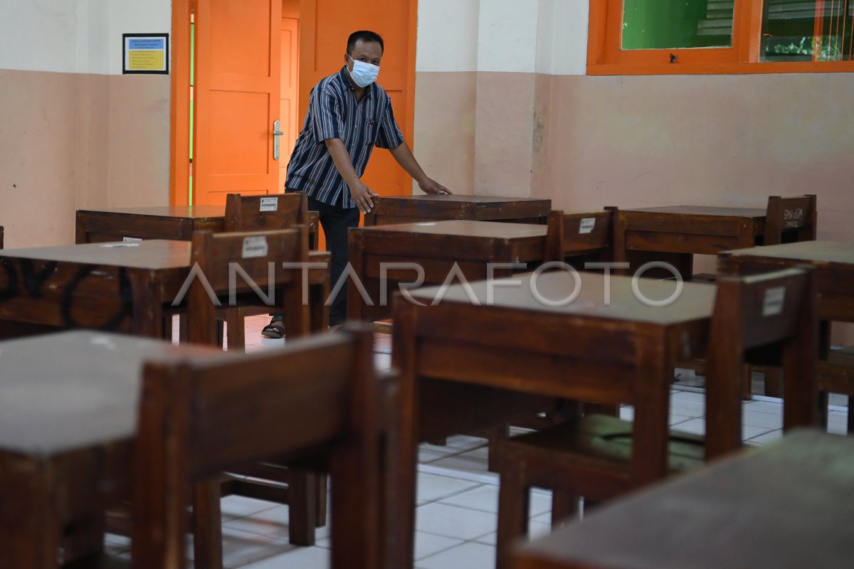 JAKARTA KAJI SEKOLAH TATAP MUKA | ANTARA Foto JAKARTA KAJI SEKOLAH TATAP MUKA | ANTARA Foto