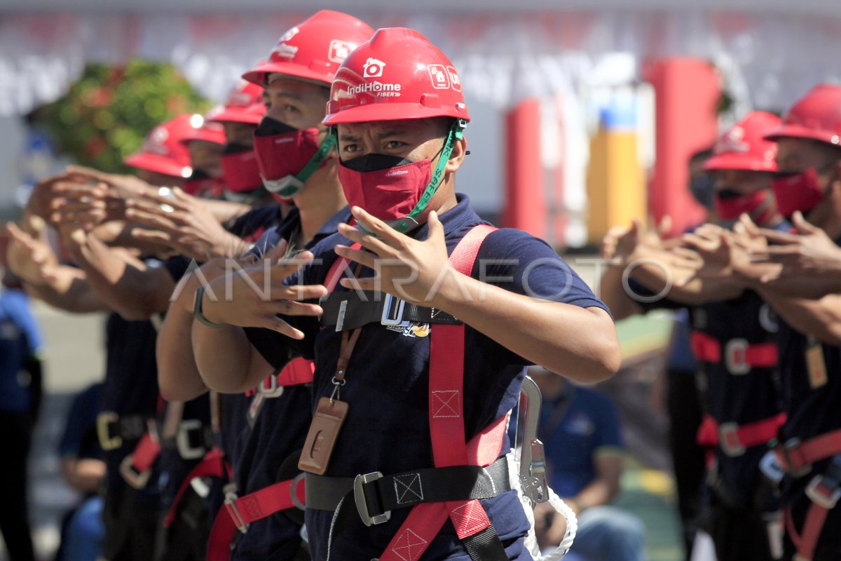 APEL KESIAPAN KERJA JELANG PON XX PAPUA | ANTARA Foto APEL KESIAPAN KERJA JELANG PON XX PAPUA | ANTARA Foto