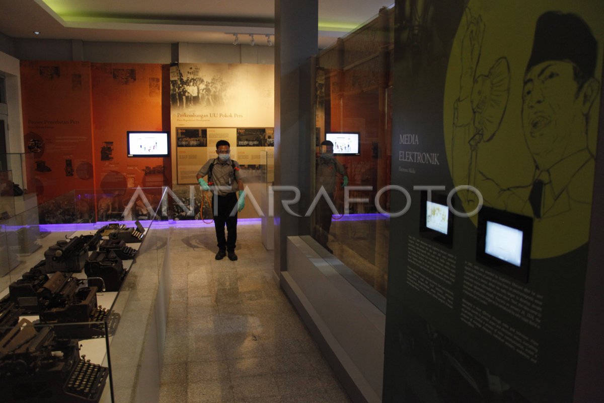 PEMBUKAAN MONUMEN PERS NASIONAL | ANTARA Foto PEMBUKAAN MONUMEN PERS NASIONAL | ANTARA Foto