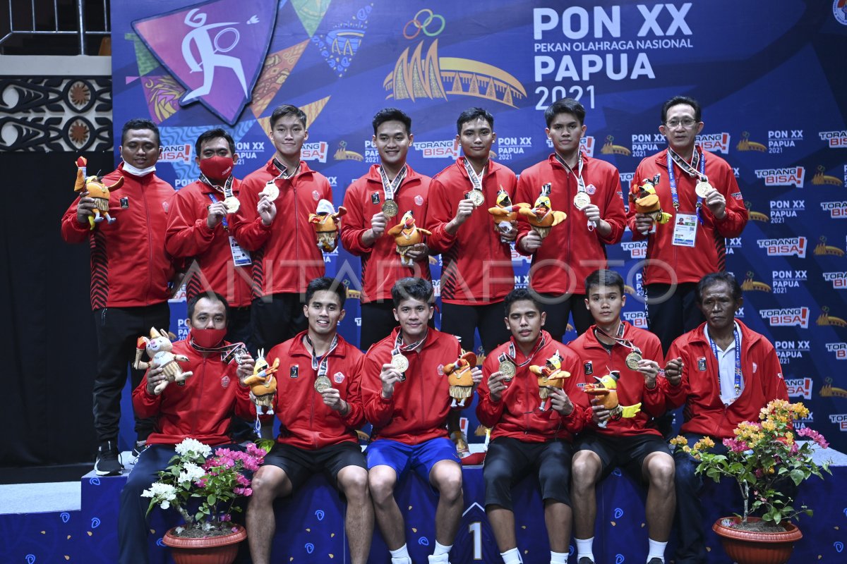 Tim Bulu Tangkis Putra Dki Jakarta Sabet Medali Emas Pon Papua Antara