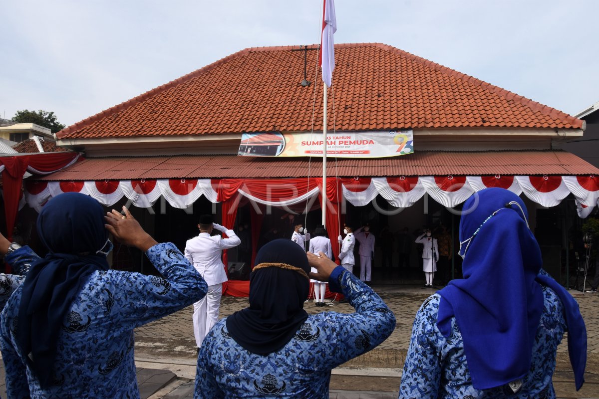 UPACARA PERINGATAN HARI SUMPAH PEMUDA DI MUSEUM SUMPAH PEMUDA | ANTARA Foto UPACARA PERINGATAN HARI SUMPAH PEMUDA DI MUSEUM SUMPAH PEMUDA | ANTARA Foto