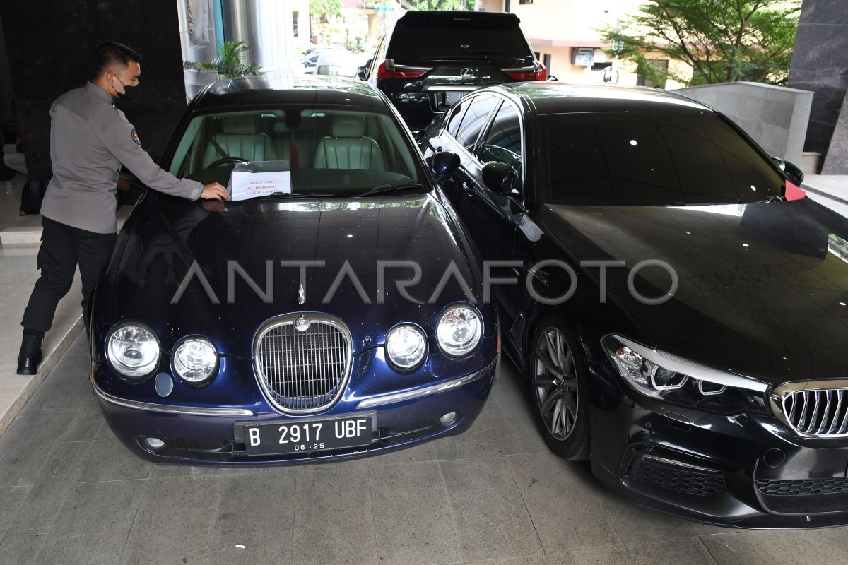 PENGUNGKAPAN KASUS INVESTASI BODONG VIRAL BLAST | ANTARA Foto