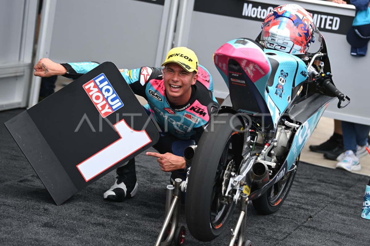 CARLOS TATAY REBUT POLE POSITION MOTO3 | ANTARA Foto