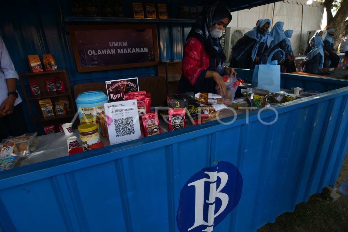 TARGET PENGGUNAAN QRIS DI UMKM | ANTARA Foto TARGET PENGGUNAAN QRIS DI UMKM | ANTARA Foto