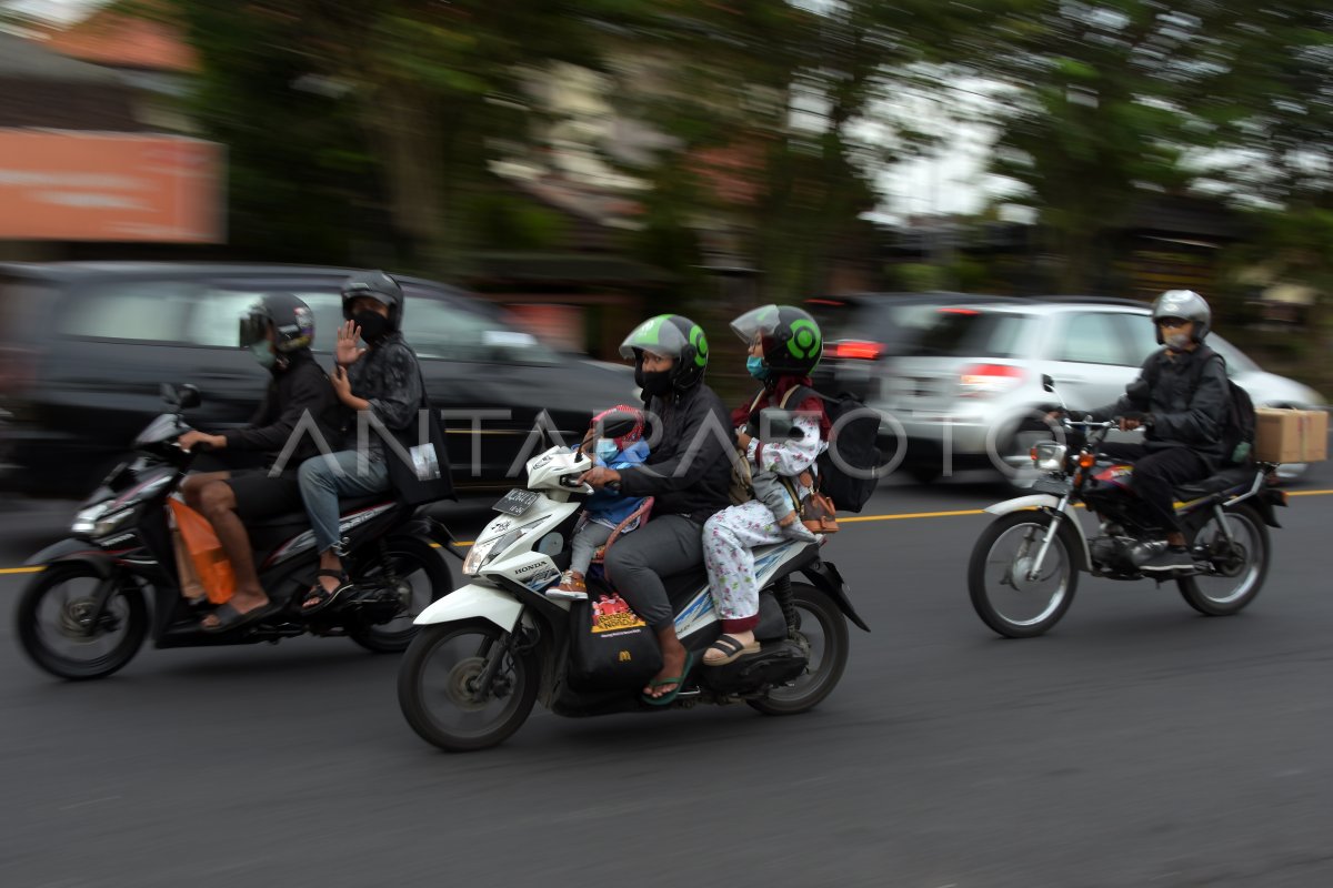 ARUS MUDIK IDUL FITRI DI BALI | ANTARA Foto ARUS MUDIK IDUL FITRI DI BALI | ANTARA Foto