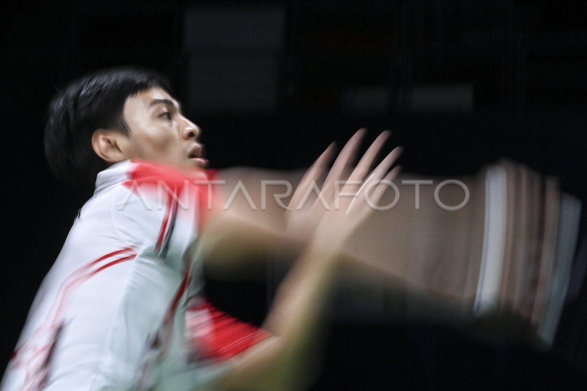 SHESAR HIREN RHUSTAVITO KALAHKAN TUNGGAL PUTRA THAILAND | ANTARA Foto SHESAR HIREN RHUSTAVITO KALAHKAN TUNGGAL PUTRA THAILAND | ANTARA Foto