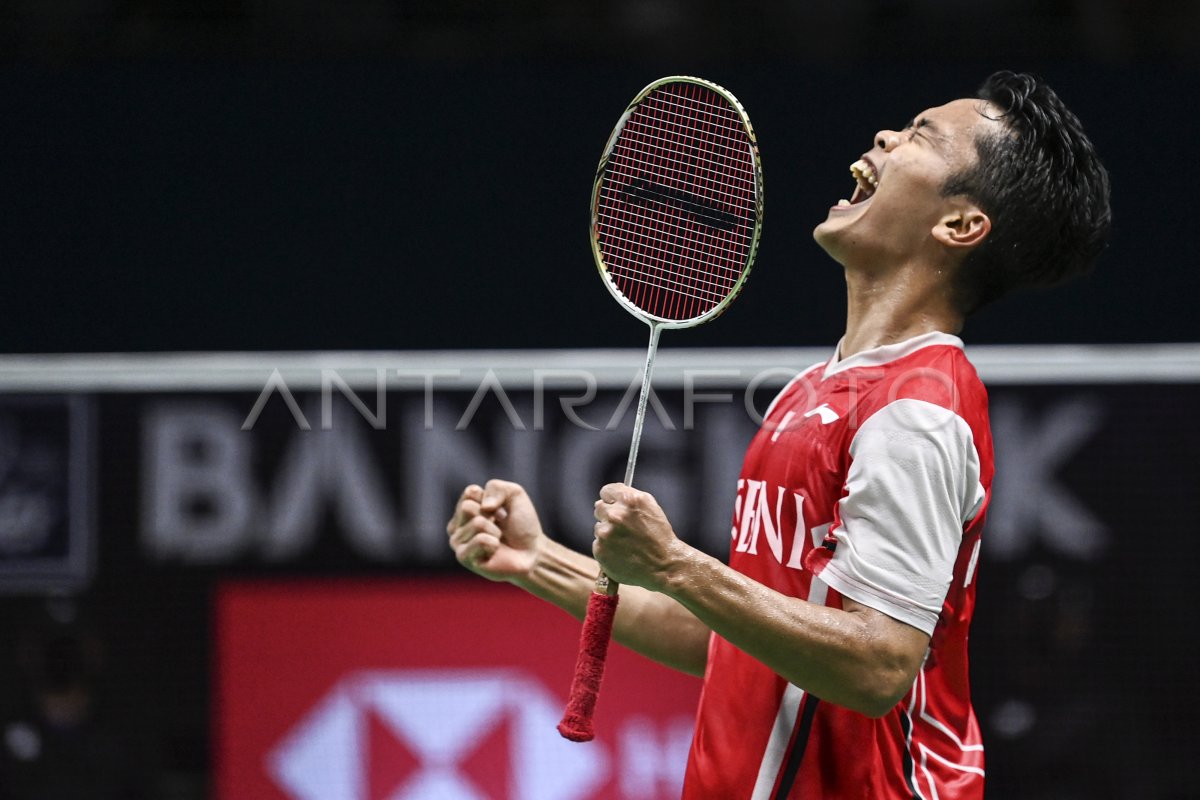 ANTHONY SINISUKA GINTING KALAHKAN KENTO MOMOTA | ANTARA Foto