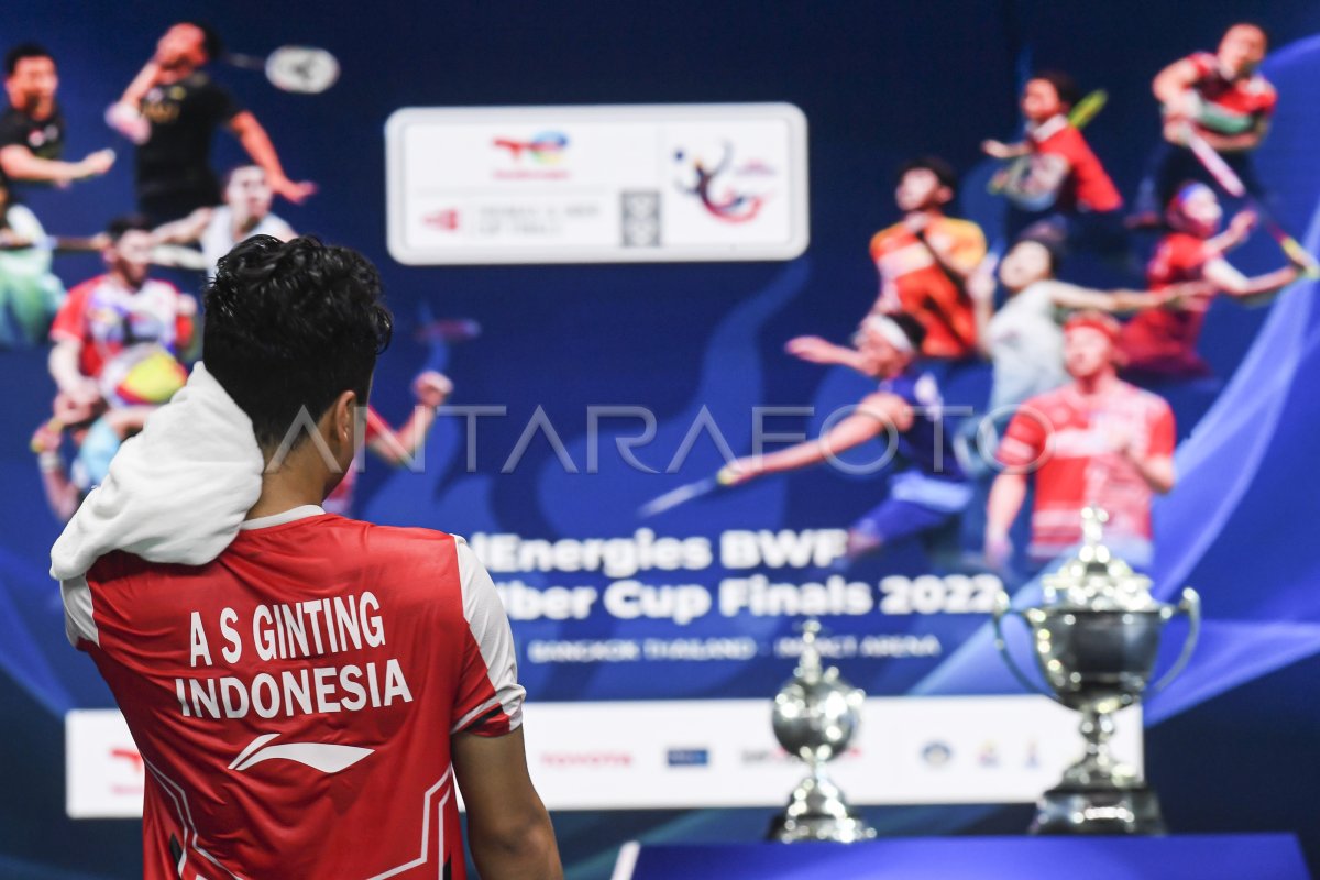 ANTHONY SINISUKA GINTING KALAHKAN KENTO MOMOTA | ANTARA Foto