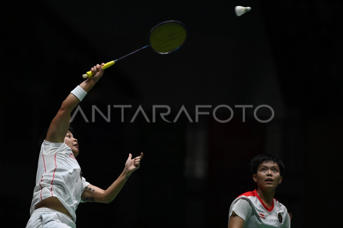 BULU TANGKIS GANDA PUTRI INDONESIA RAIH MEDALI EMAS | ANTARA Foto