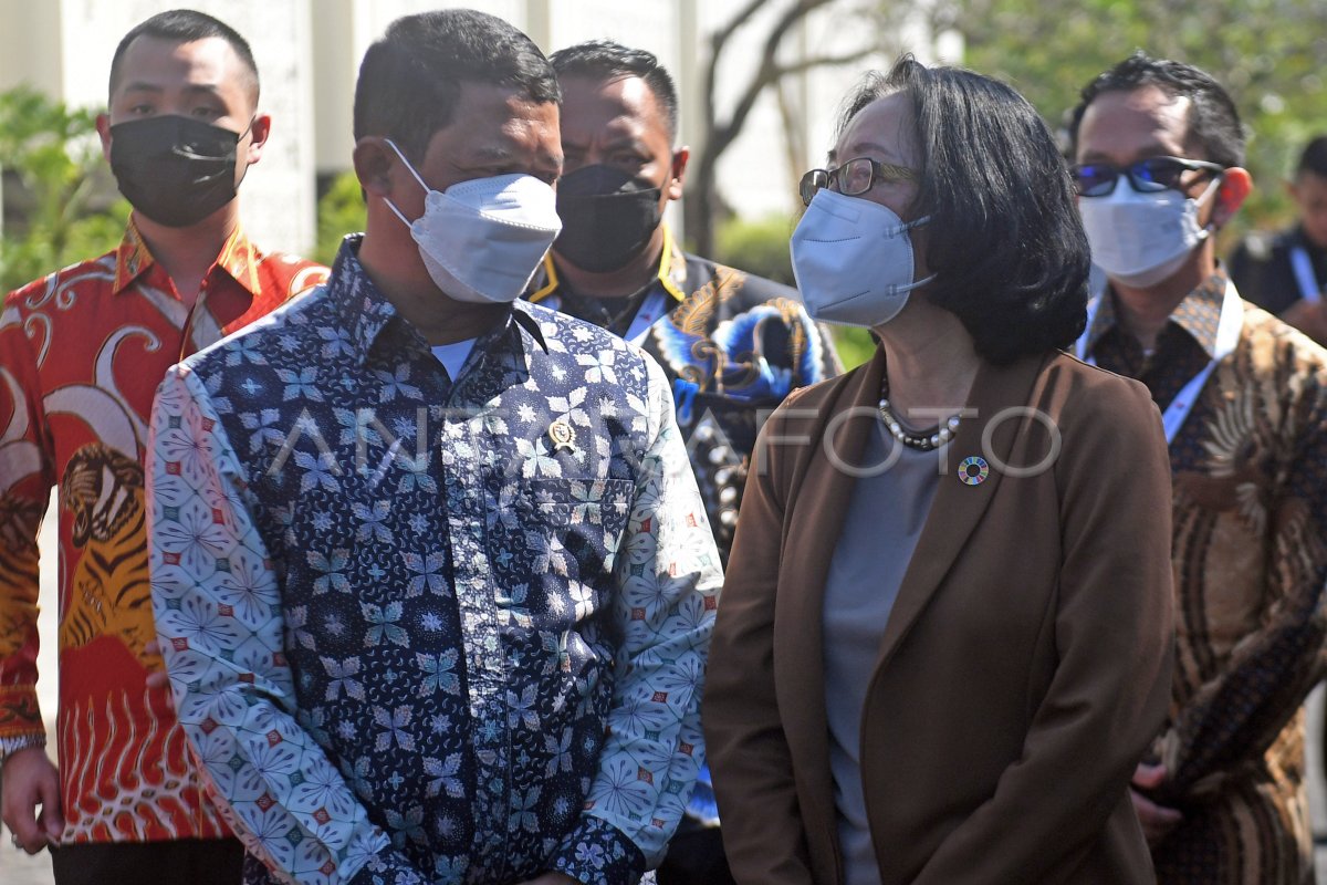 UPACARA PENGIBARAN BENDERA GPDRR 2022 BALI | ANTARA Foto
