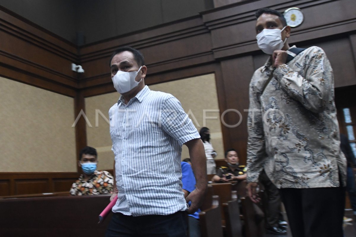 SIDANG PLEDOI PENYUAP BUPATI LANGKAT | ANTARA Foto SIDANG PLEDOI PENYUAP BUPATI LANGKAT | ANTARA Foto