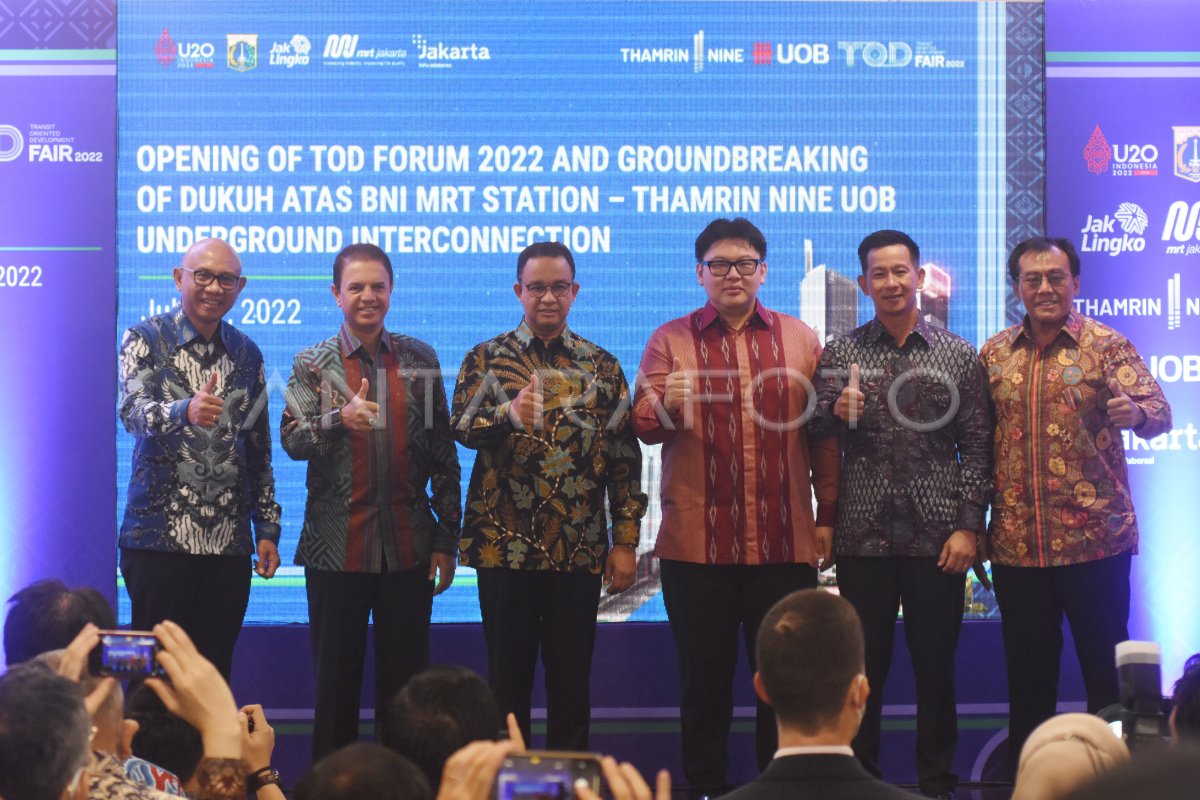 INTERKONEKSI THAMRIN NINE-UOB DENGAN STASIUN MRT DUKUH ATAS | ANTARA Foto