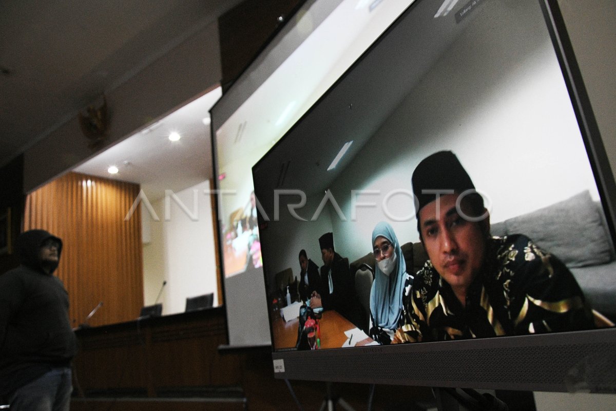 SIDANG DARING ABDUL GAFUR MAS'UD | ANTARA Foto SIDANG DARING ABDUL GAFUR MAS'UD | ANTARA Foto