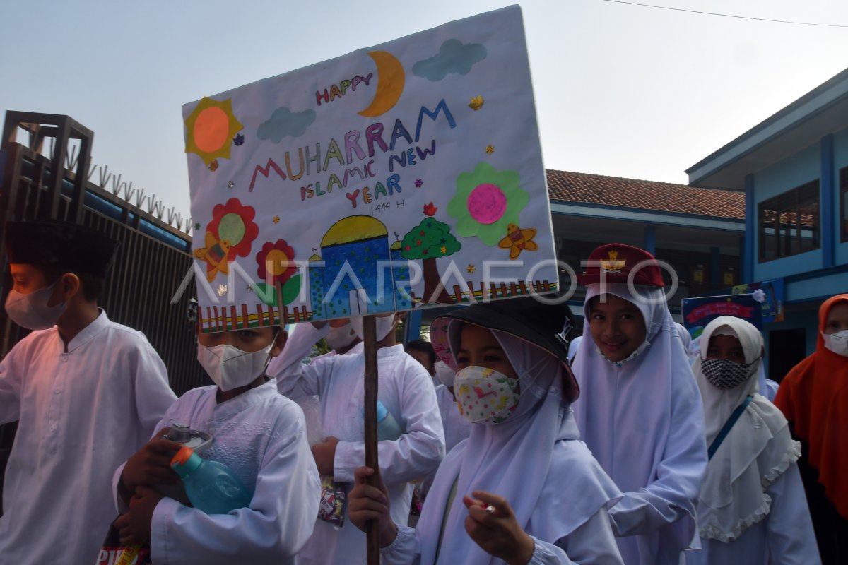 PAWAI SAMBUT TAHUN BARU ISLAM DI BOGOR | ANTARA Foto PAWAI SAMBUT TAHUN BARU ISLAM DI BOGOR | ANTARA Foto