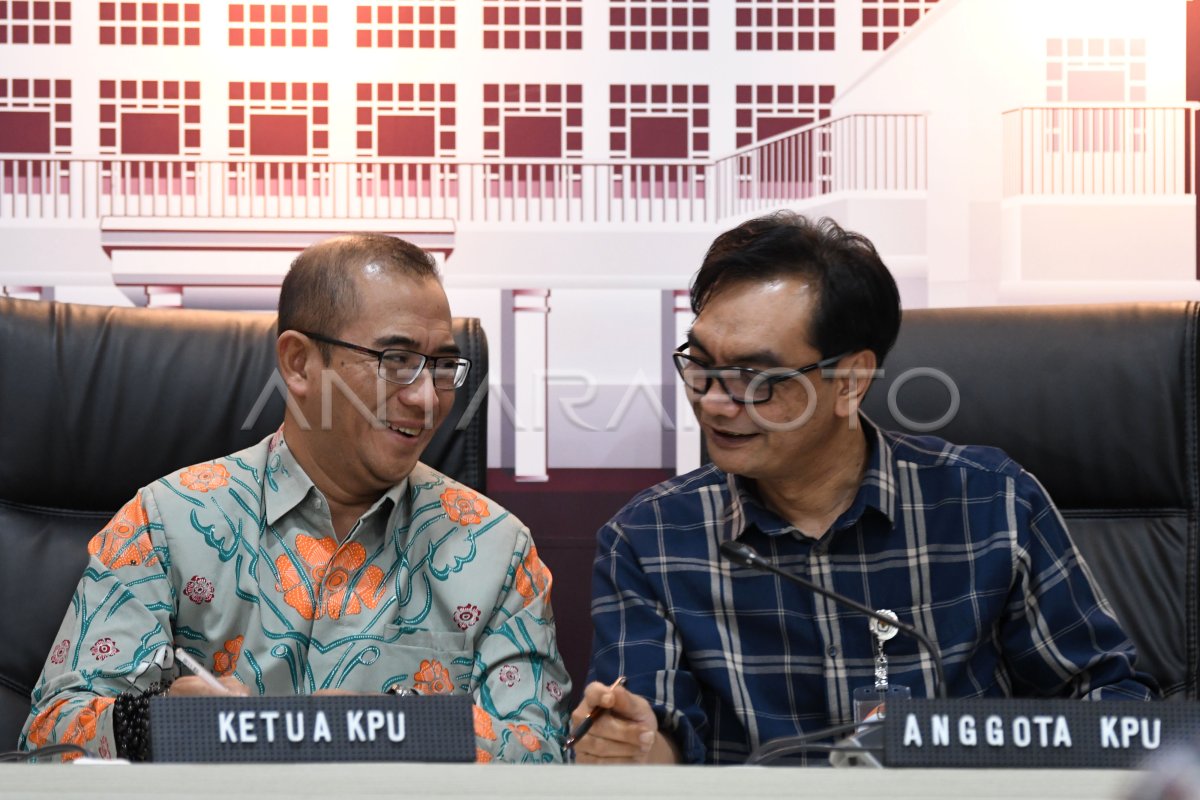 PENGUMUMAN PENDAFTARAN PARPOL PEMILU 2024 | ANTARA Foto