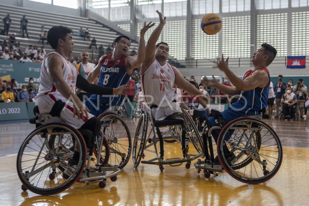 BASKET KURSI RODA INDONESIA MELAWAN FILIPINA | ANTARA Foto
