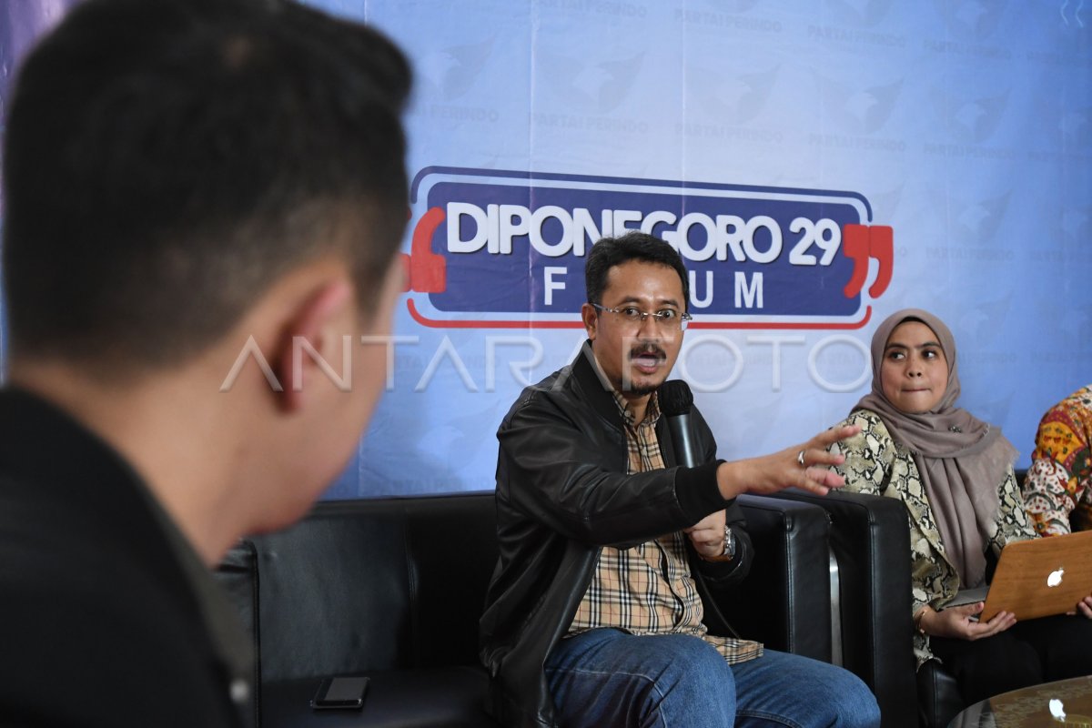 DISKUSI VERIFIKASI PARPOL PEMILU 2024 | ANTARA Foto