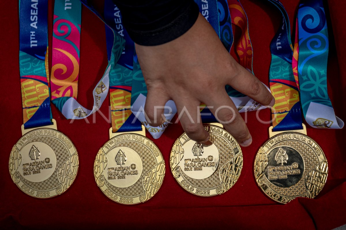 PEROLEHAN MEDALI INDONESIA PADA HARI KEDUA RENANG APG 2022 | ANTARA Foto