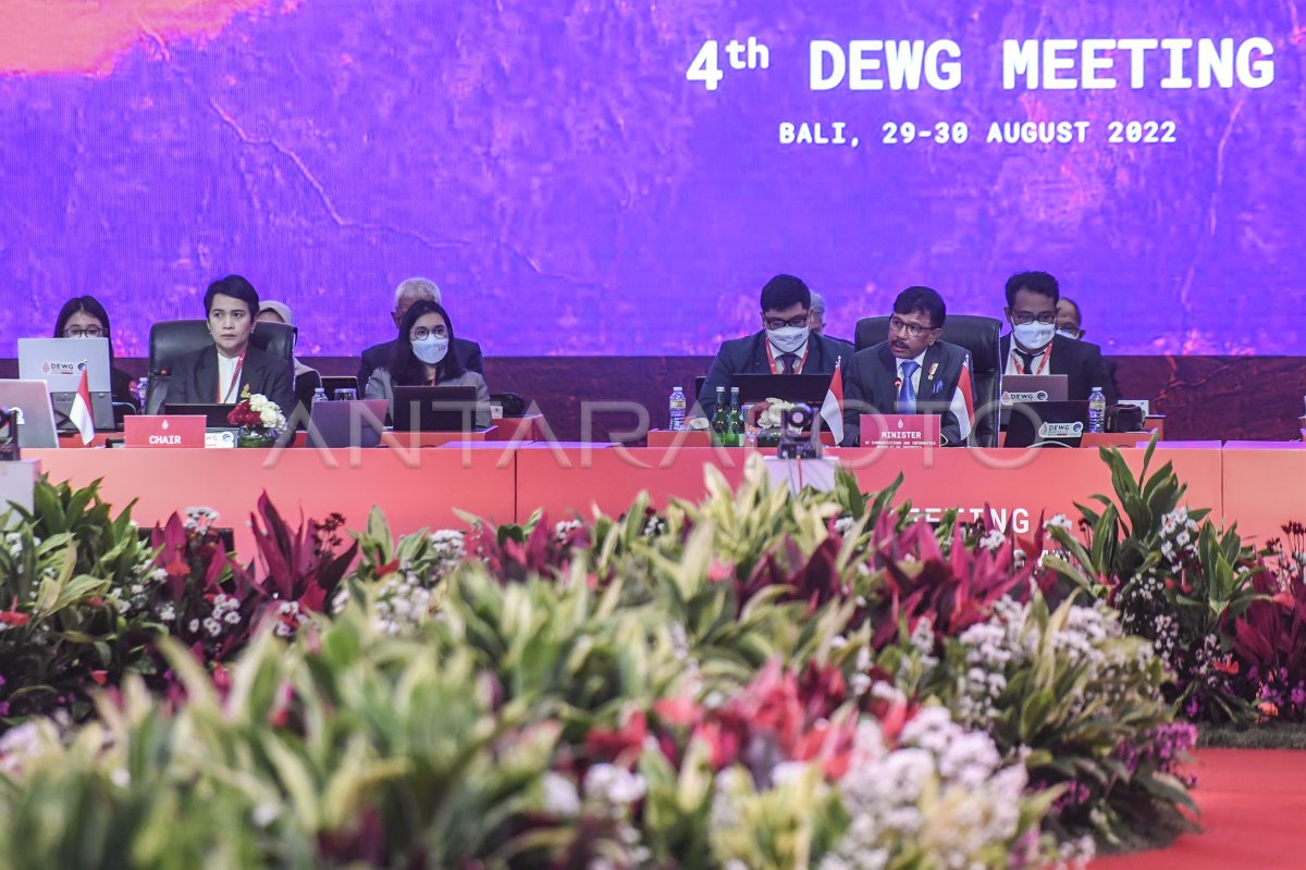 PERTEMUAN KEEMPAT DIGITAL ECONOMY WORKING GROUP G20 | ANTARA Foto PERTEMUAN KEEMPAT DIGITAL ECONOMY WORKING GROUP G20 | ANTARA Foto