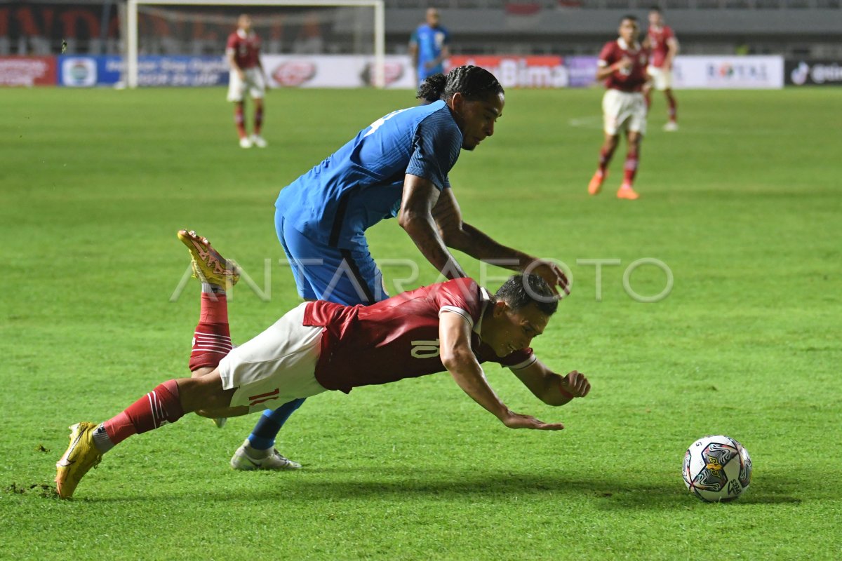 LAGA KEDUA TIMNAS INDONESIA LAWAN CURACAO | ANTARA Foto LAGA KEDUA TIMNAS INDONESIA LAWAN CURACAO | ANTARA Foto