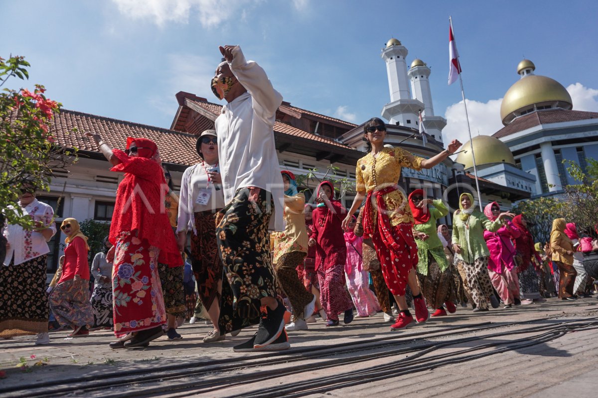 DUKUNGAN KEBAYA DIDAFTARKAN SEBAGAI WARISAN BUDAYA TAK BENDA UNESCO ... DUKUNGAN KEBAYA DIDAFTARKAN SEBAGAI WARISAN BUDAYA TAK BENDA UNESCO ...