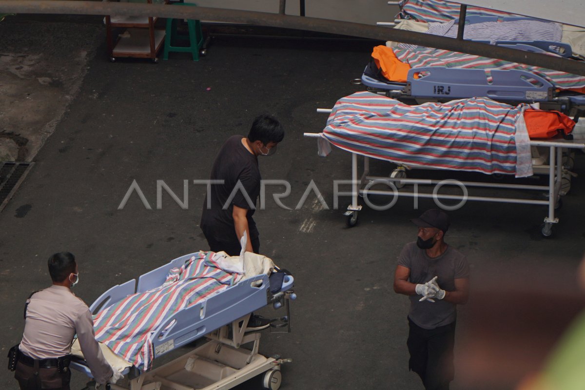 KORBAN TRAGEDI KANJURUHAN | ANTARA Foto