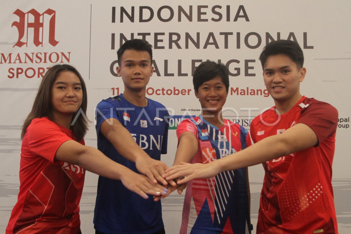 JELANG TURNAMEN BADMINTON INDONESIA INTERNATIONAL CHALLENGE | ANTARA Foto JELANG TURNAMEN BADMINTON INDONESIA INTERNATIONAL CHALLENGE | ANTARA Foto