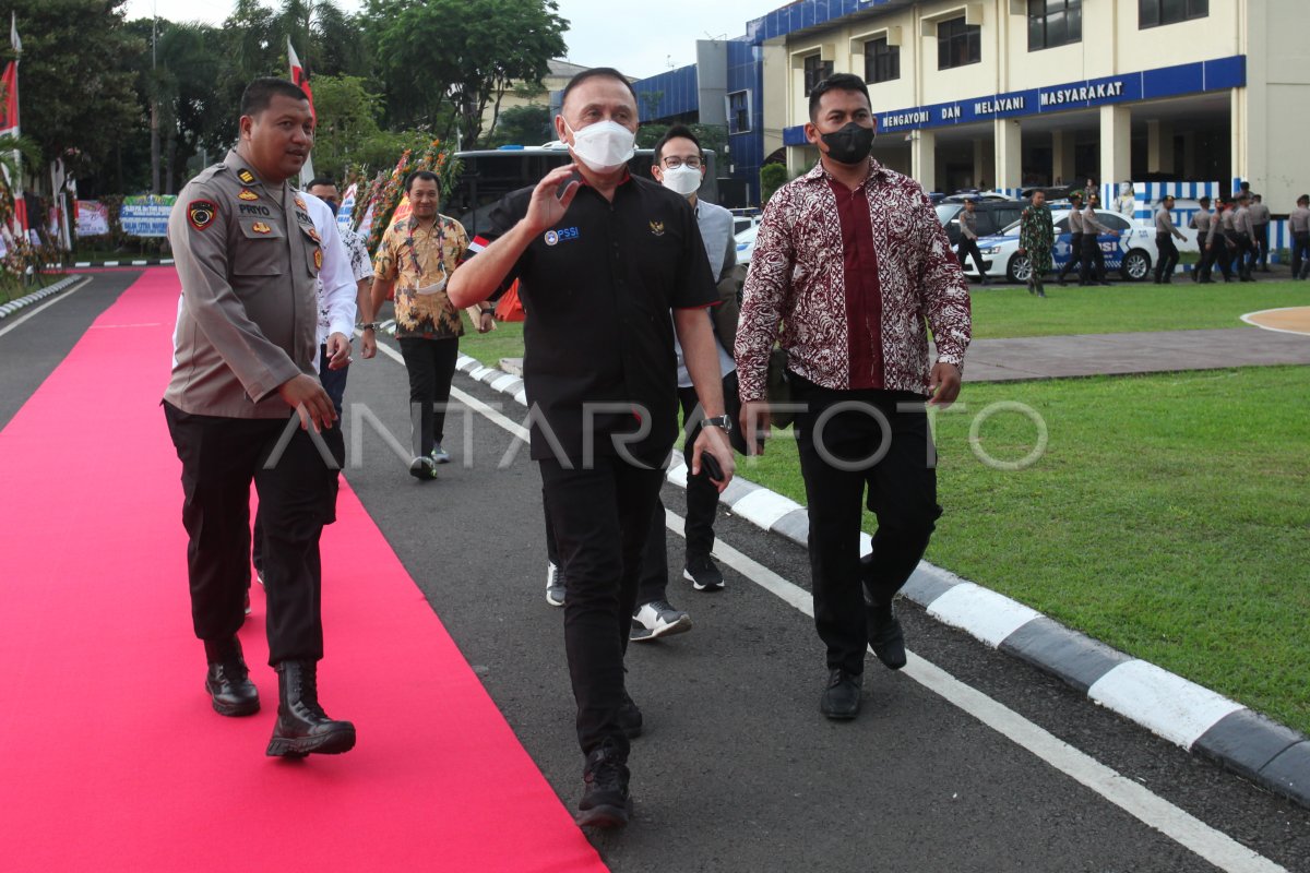 PEMERIKSAAN KETUA UMUM PSSI | ANTARA Foto PEMERIKSAAN KETUA UMUM PSSI | ANTARA Foto