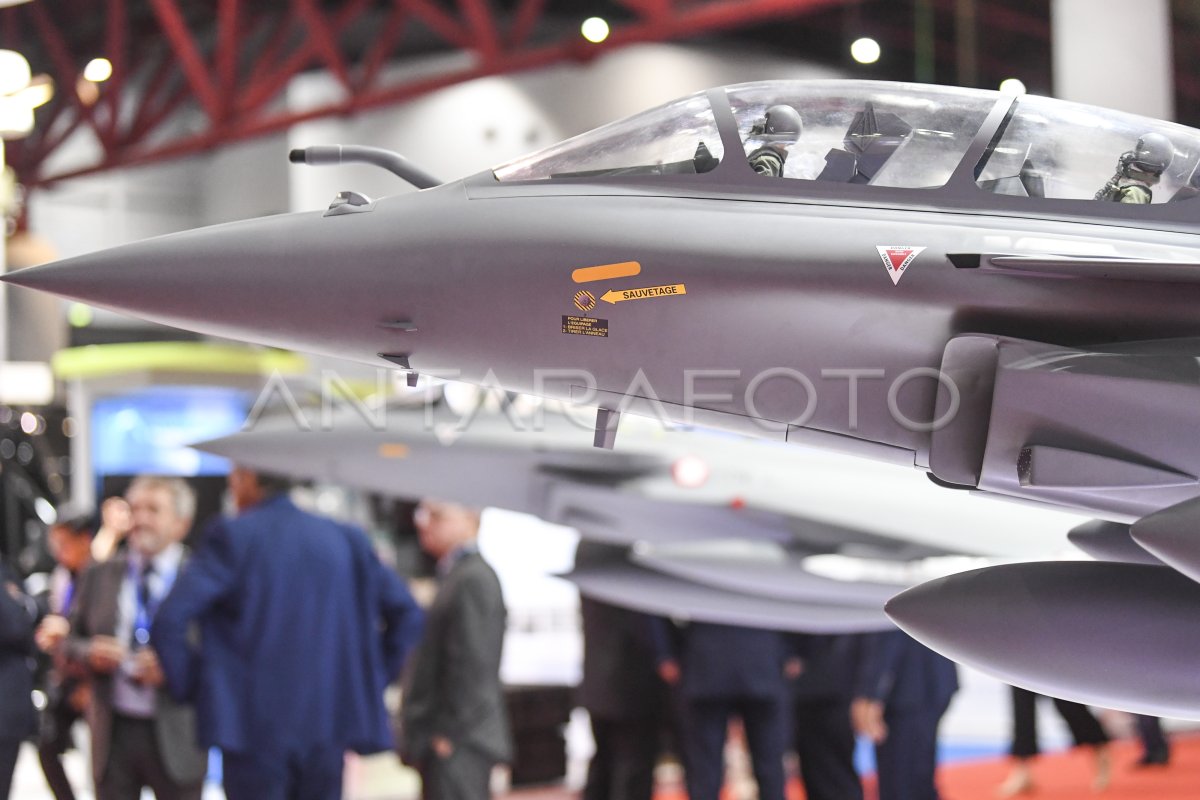 PAMERAN INDO DEFENCE 2022 | ANTARA Foto PAMERAN INDO DEFENCE 2022 | ANTARA Foto