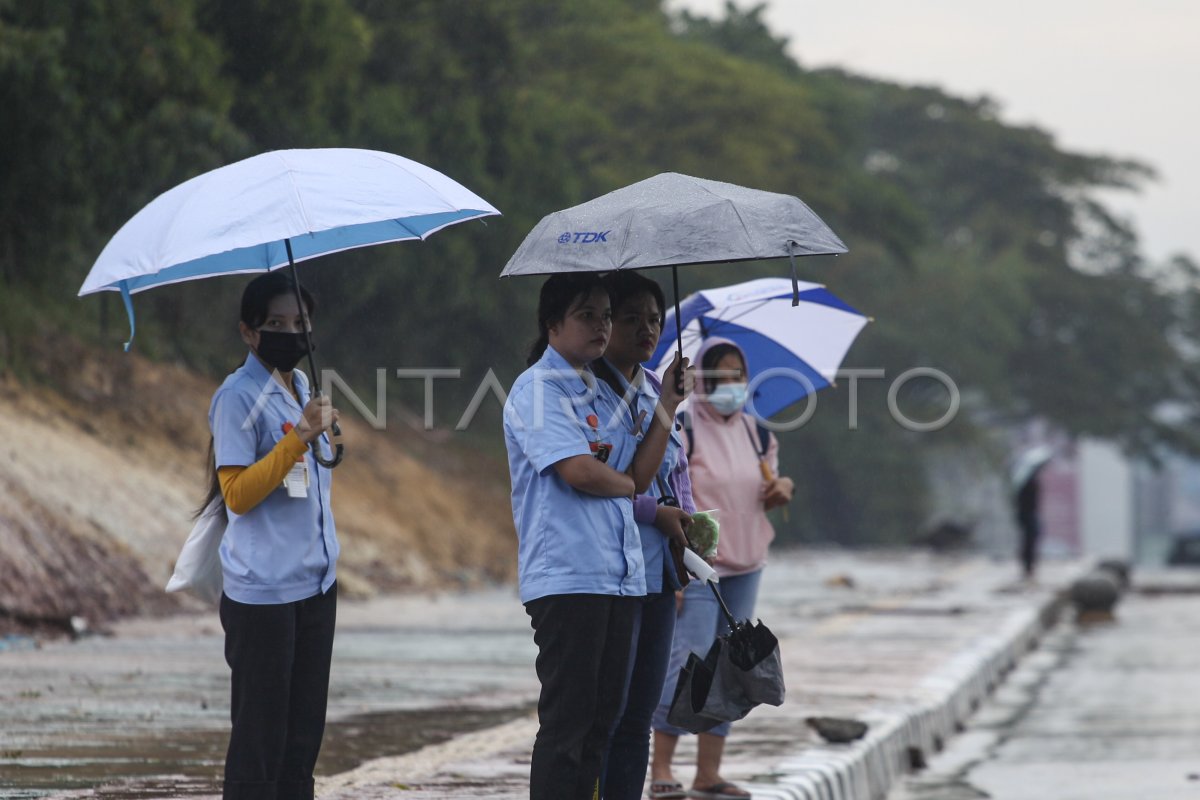 PENETAPAN UMP KEPRI 2023 | ANTARA Foto PENETAPAN UMP KEPRI 2023 | ANTARA Foto