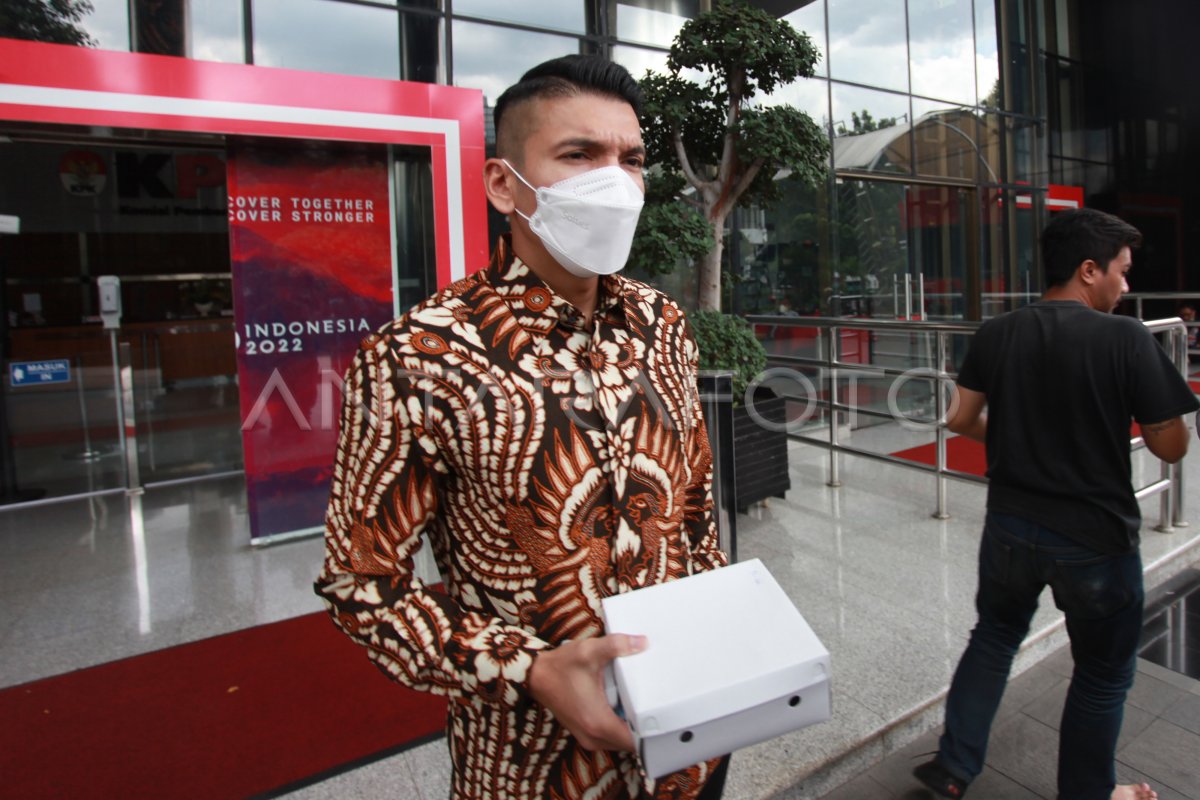 PEMERIKSAAN ANGGOTA DPR MUHAMMAD KADAFI | ANTARA Foto PEMERIKSAAN ANGGOTA DPR MUHAMMAD KADAFI | ANTARA Foto
