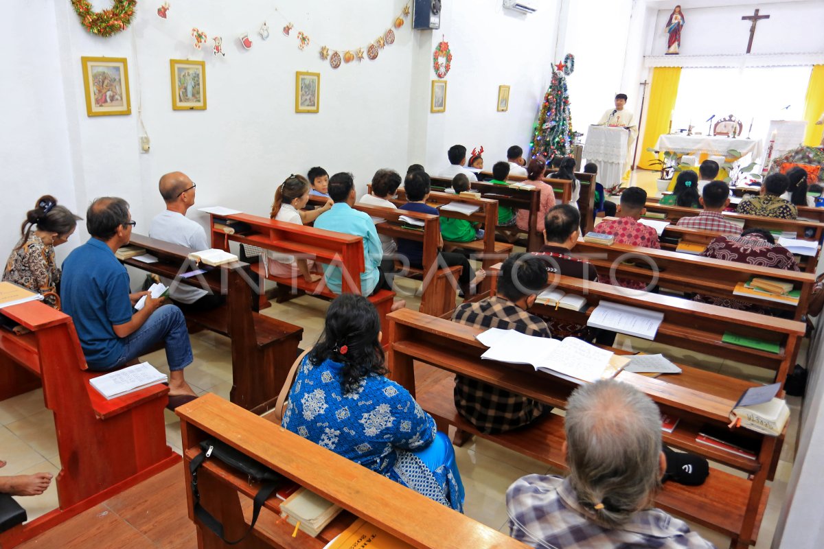 IBADAH NATAL DI ACEH | ANTARA Foto IBADAH NATAL DI ACEH | ANTARA Foto