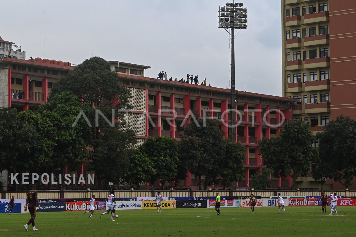 LIGA 1 : PSM MAKASSAR KALAHKAN AREMA FC | ANTARA Foto LIGA 1 : PSM MAKASSAR KALAHKAN AREMA FC | ANTARA Foto