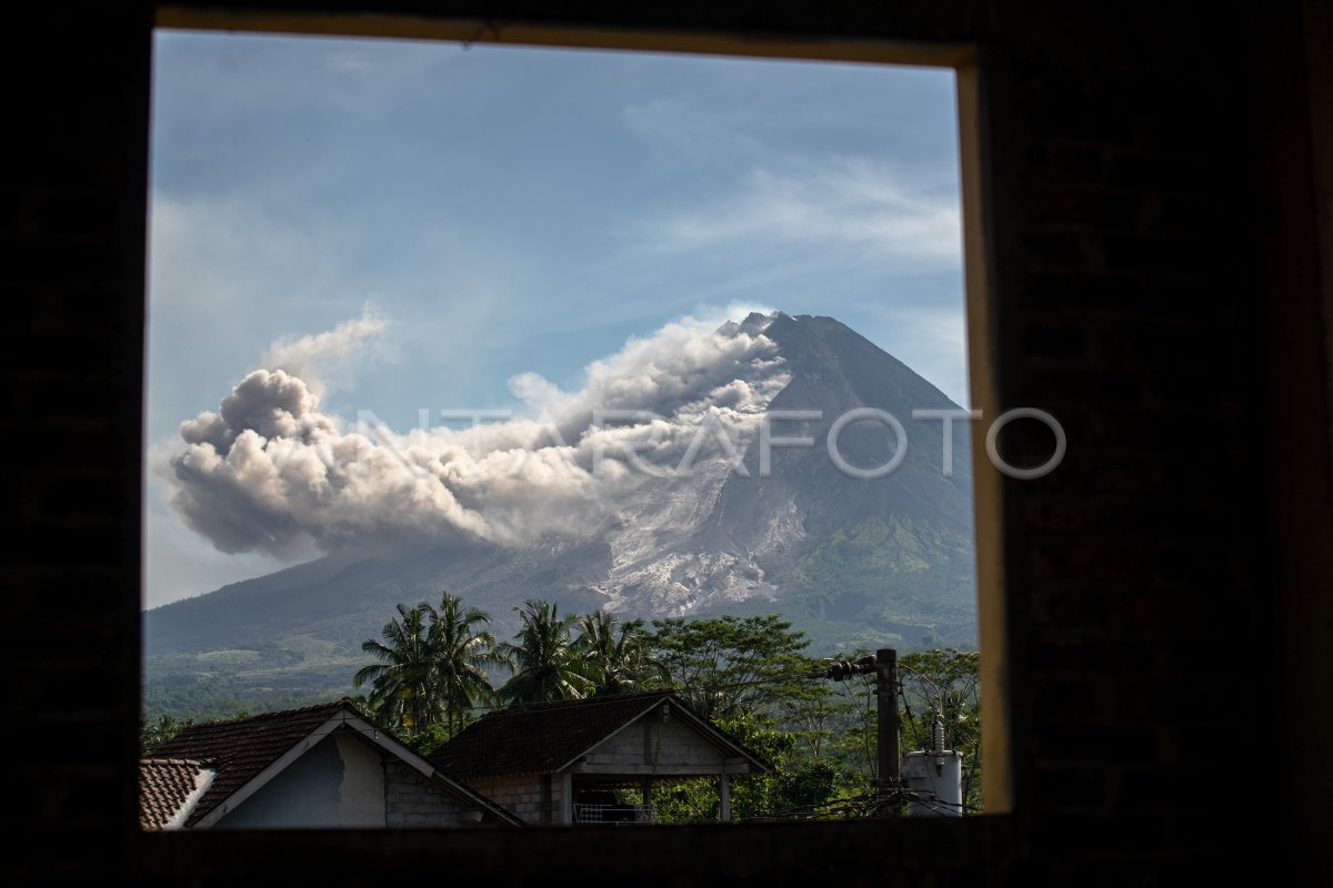 AWAN PANAS GUGURAN GUNUNG MERAPI | ANTARA Foto AWAN PANAS GUGURAN GUNUNG MERAPI | ANTARA Foto