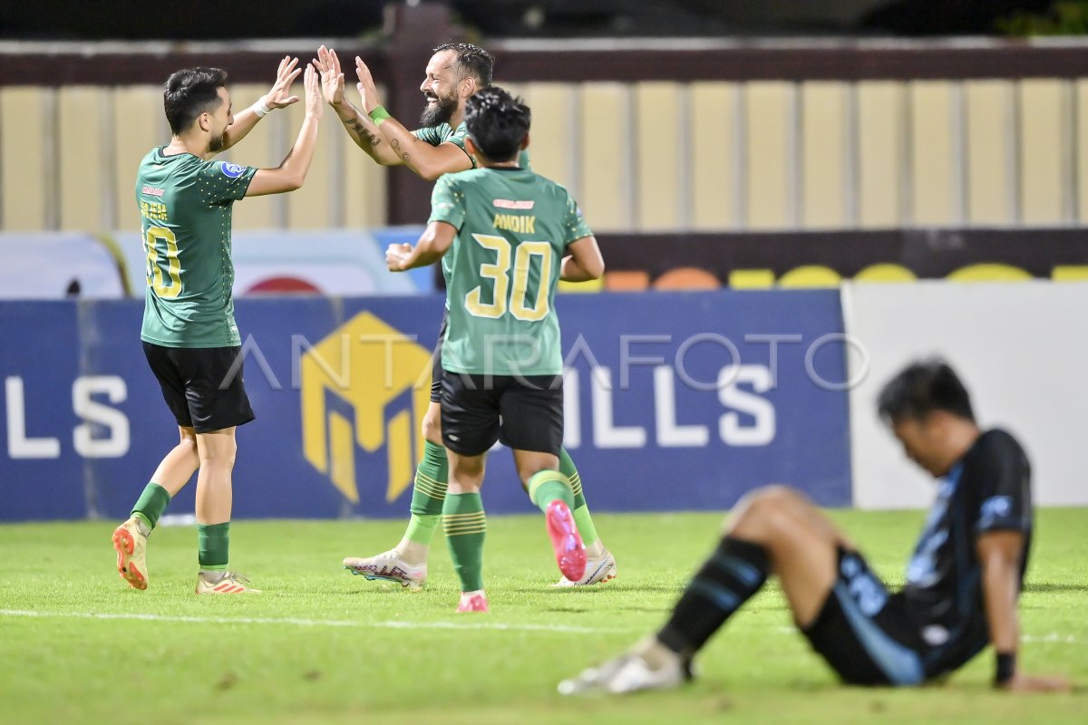 BHAYANGKARA FC MENANG ATAS AREMA FC | ANTARA Foto BHAYANGKARA FC MENANG ATAS AREMA FC | ANTARA Foto