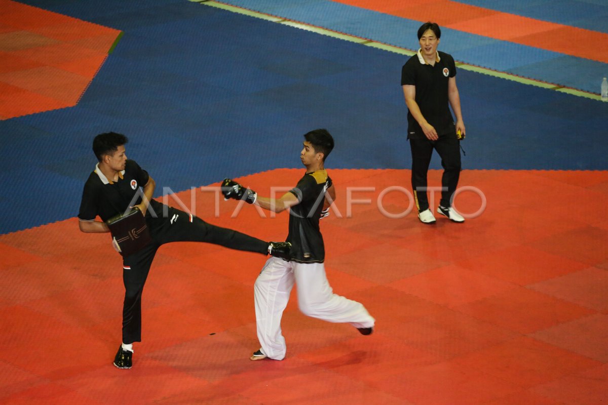 Latihan Timnas Taekwondo Jelang Sea Games Antara Foto