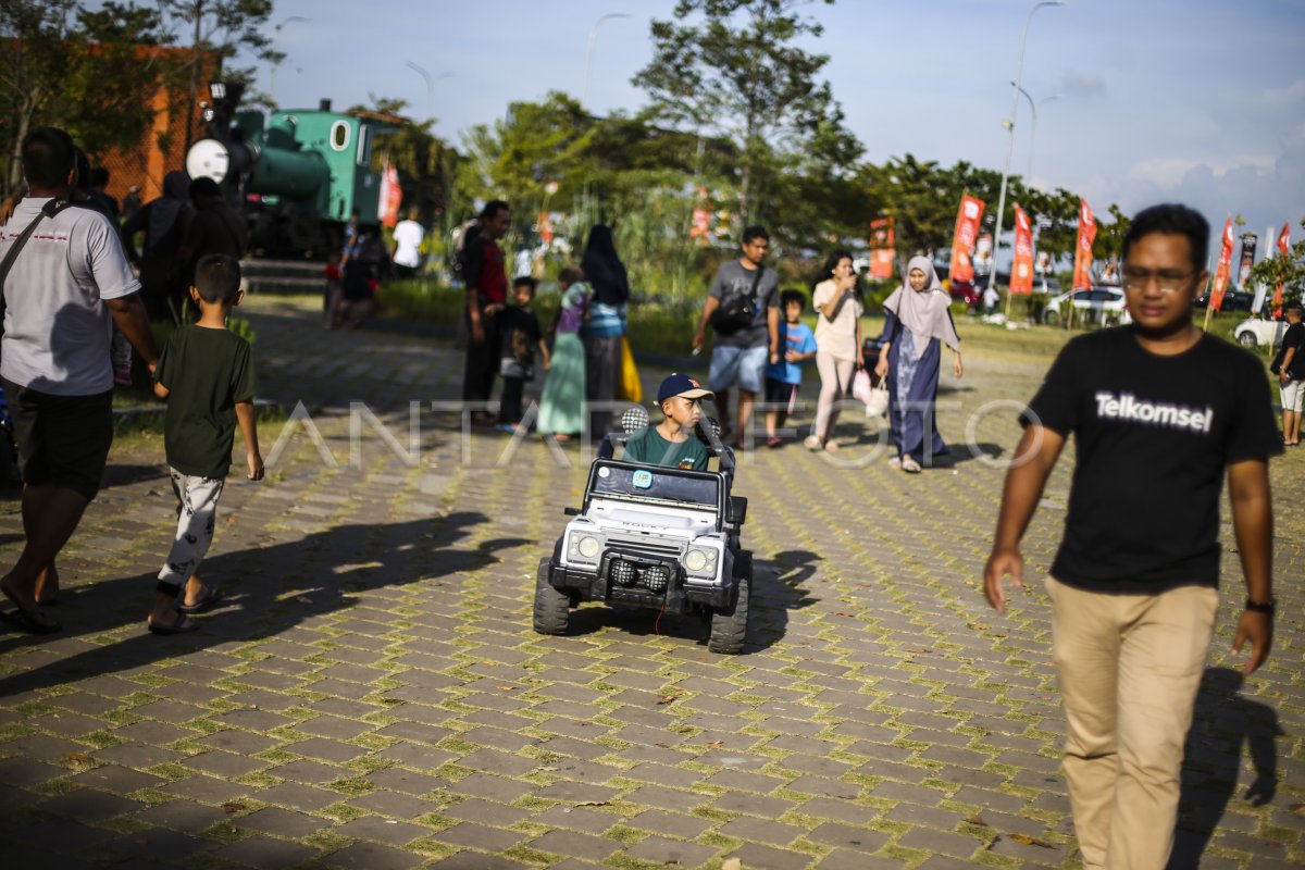 REST AREA BANJARATMA MULAI PADAT ARUS BALIK LEBARAN 2023 | ANTARA Foto