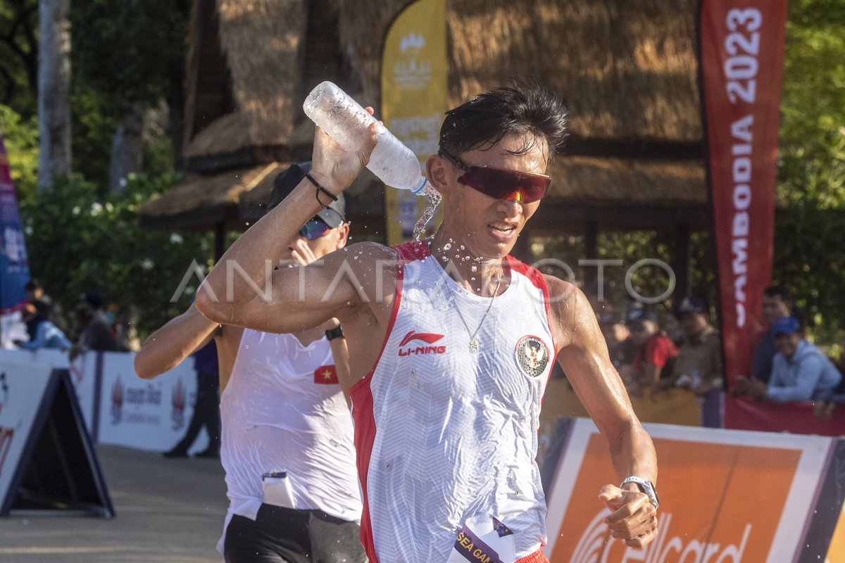 Hendro Yap raih emas jalan cepat | ANTARA Foto Hendro Yap raih emas jalan cepat | ANTARA Foto