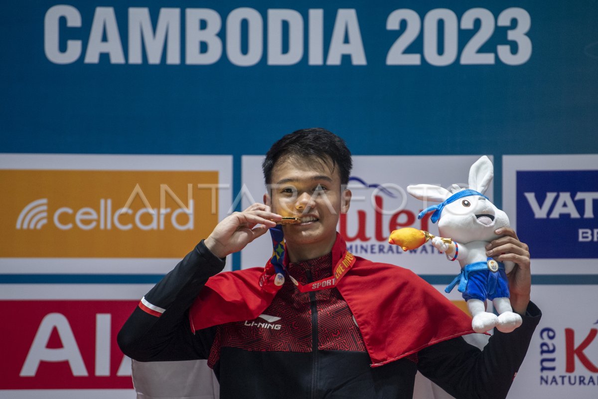 Medali Emas Bulu Tangkis Tunggal Putra Sea Games 2023 Antara Foto