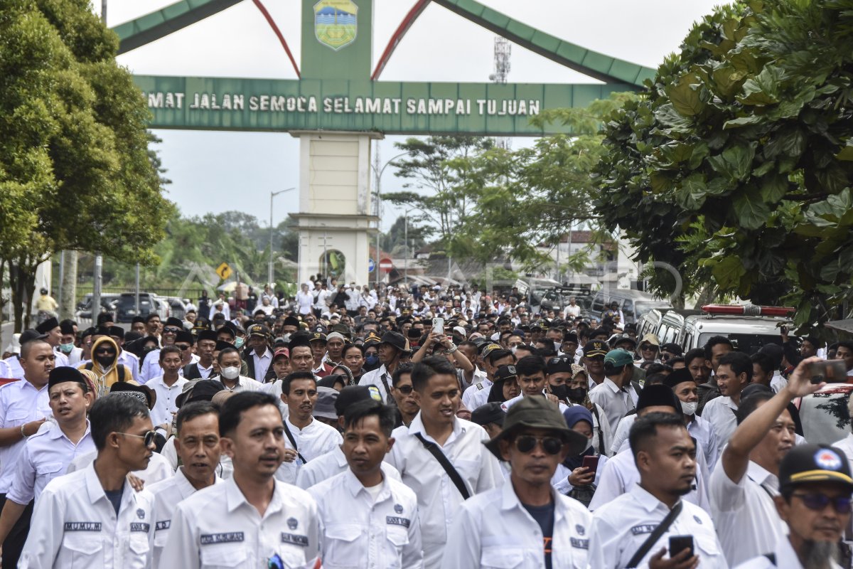 Aksi damai PPDI Kabupaten Tasikmalaya | ANTARA Foto