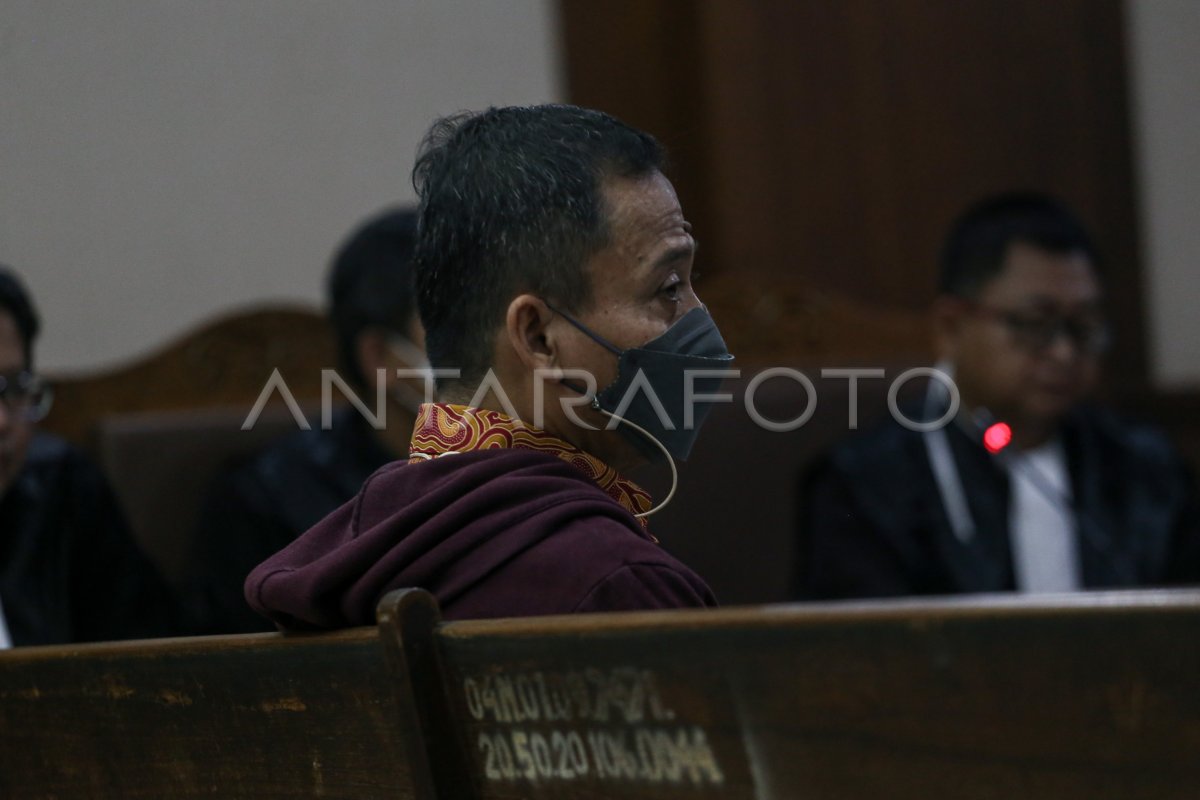 Sidang lanjutan kasus korupsi kerja sama pengolahan anoda logam ... Sidang lanjutan kasus korupsi kerja sama pengolahan anoda logam ...