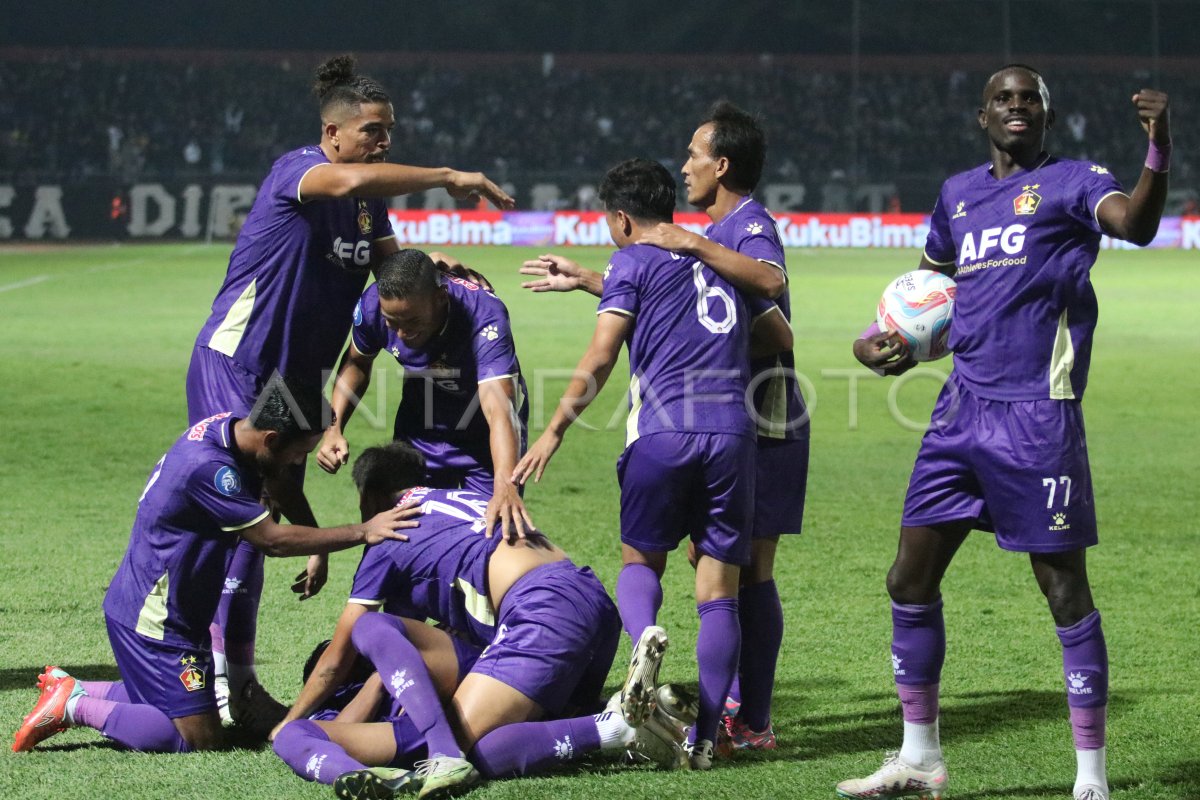 Persik Kediri kalahkan Persis Solo | ANTARA Foto
