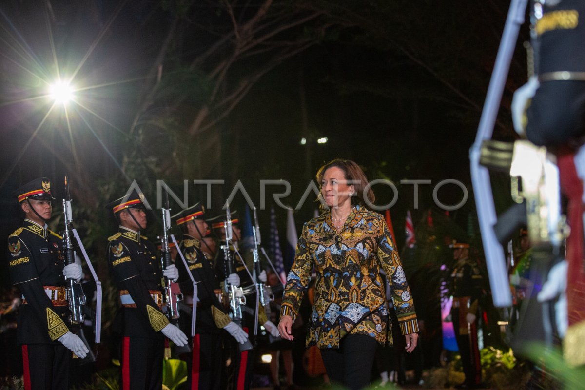 Gala Dinner KTT ke-43 ASEAN 2023 | ANTARA Foto Gala Dinner KTT ke-43 ASEAN 2023 | ANTARA Foto