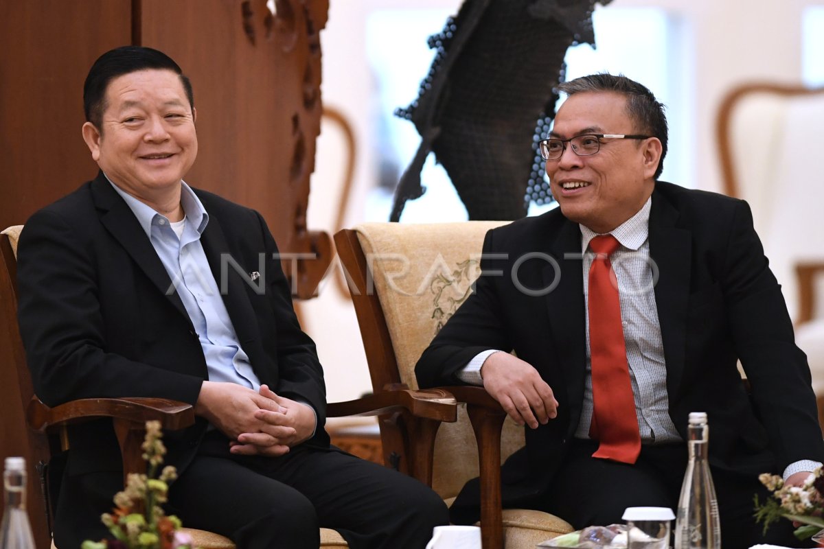 Sekjen ASEAN tiba di Bali | ANTARA Foto Sekjen ASEAN tiba di Bali | ANTARA Foto